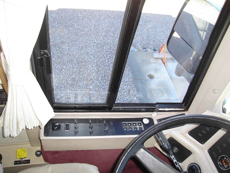 1992 Prevost Country Coach XL 40Non Slide