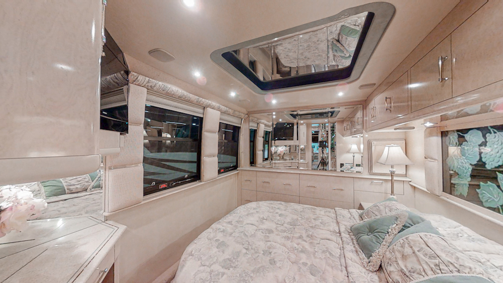 1998 Prevost Liberty XLNon Slide