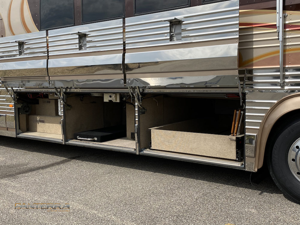 1999 Prevost Angola XLNon Slide