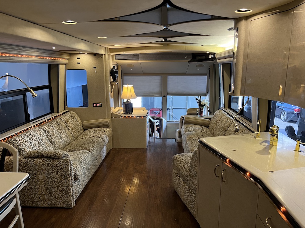 2000 Prevost Marathon H3-45Single Slide