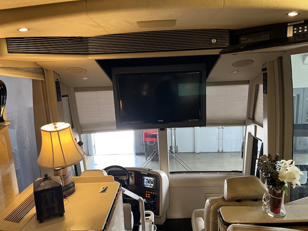 2000 Prevost Marathon H3-45Single Slide