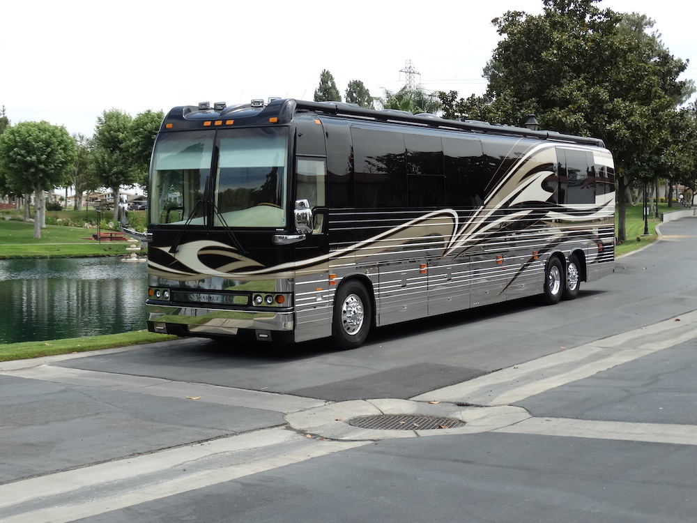 2003 Prevost Millennium XLIIDouble Slide