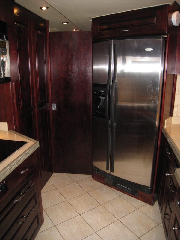 2004 Prevost Royale XLIIDouble Slide