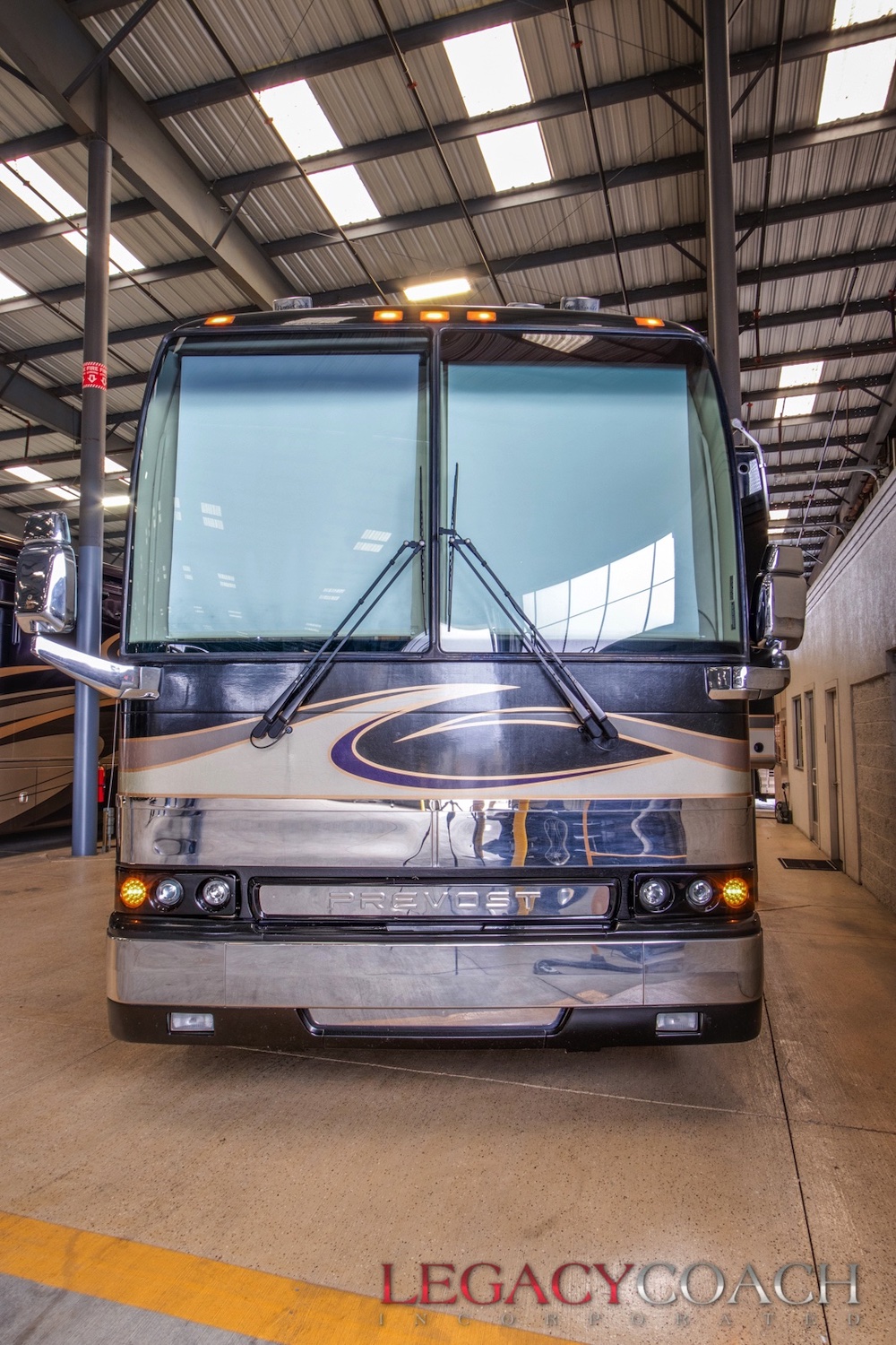 2004 Prevost Royale XLIIDouble Slide