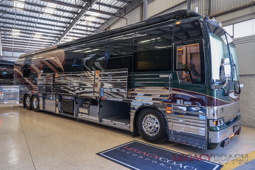 2005 Prevost Parliament XLII Double Slide