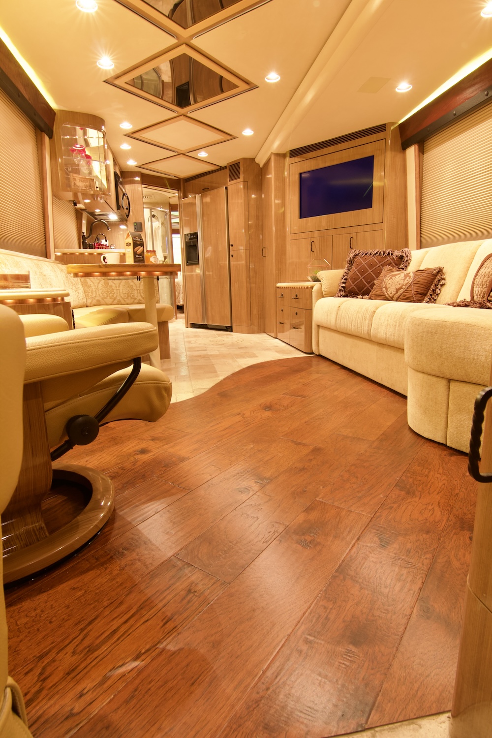 2008 Prevost Marathon XLII Double Slide