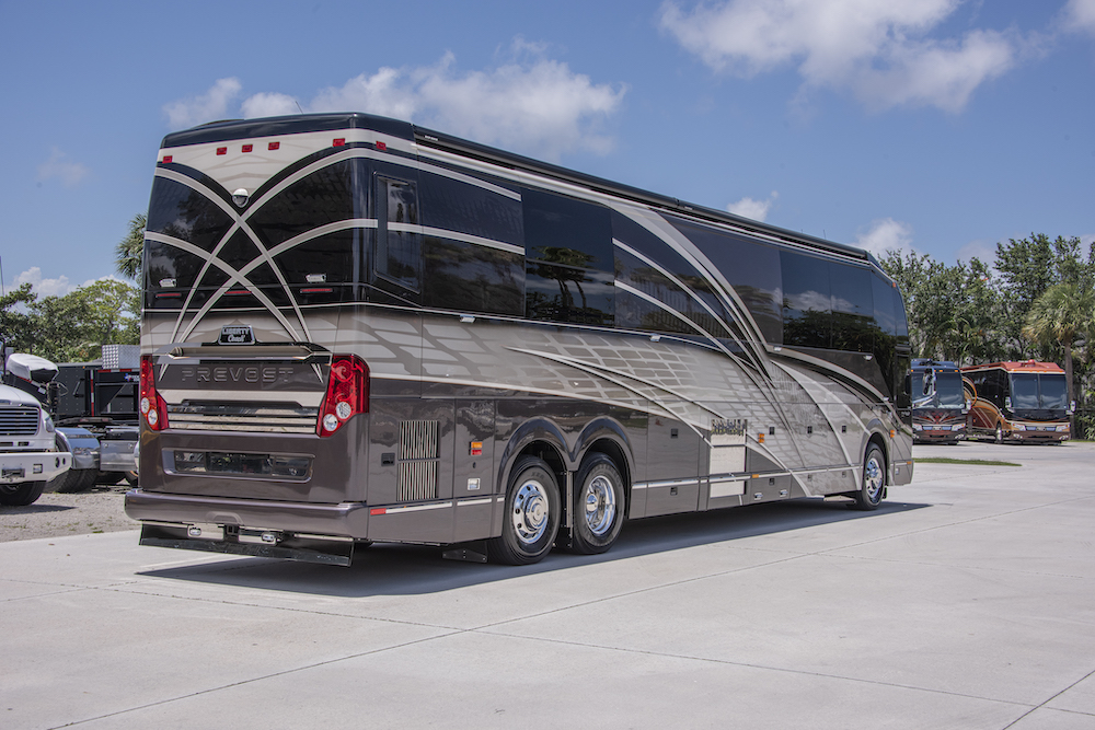 2015 Prevost Liberty Elegant Lady H3-45Double Slide # 5304 A