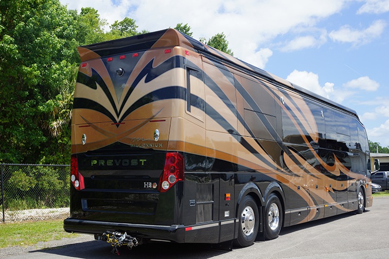 2016 Prevost Millennium H3-45Quad Slide # 10103