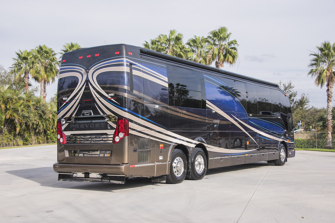 2018 Prevost Liberty Elegant Lady H3-45Quad Slide # 821