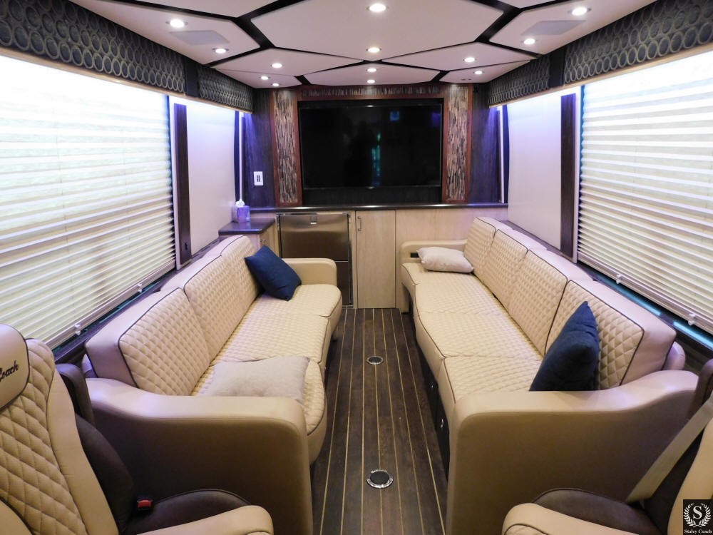 2019 Prevost Custom Coach H3-45Single Slide # 49350