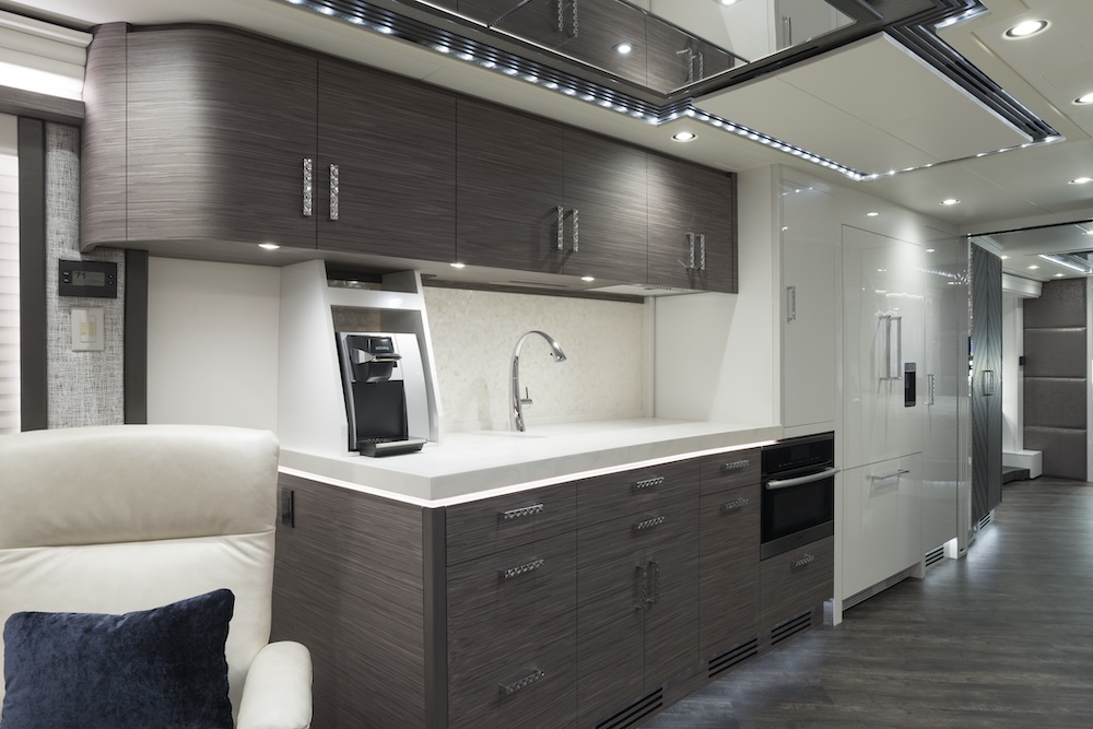2020 Prevost Liberty Elegant Lady H3-45 Triple Slide # 5421