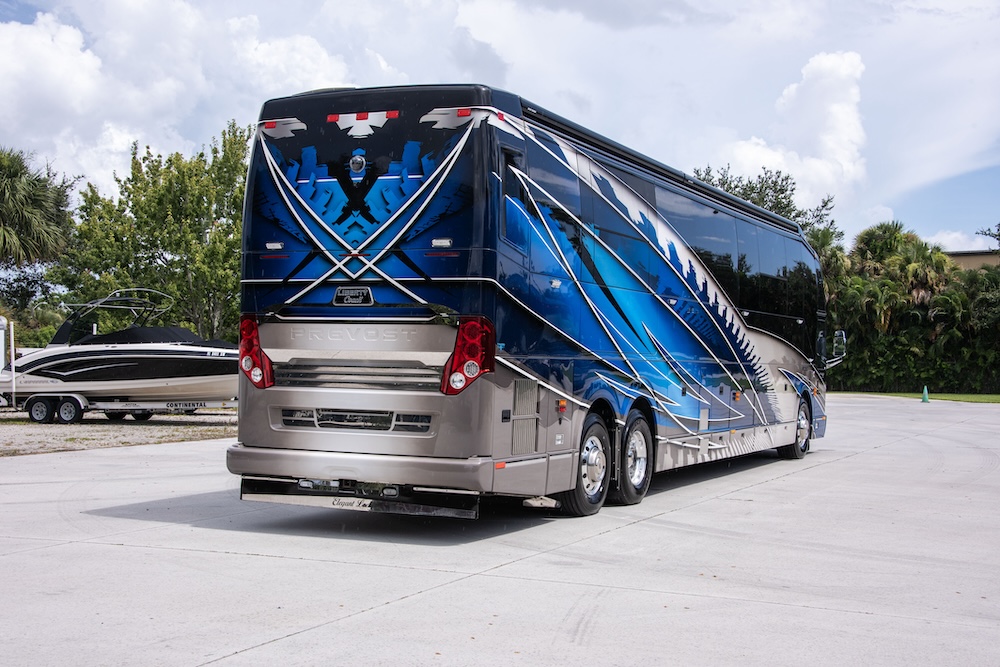 2020 Prevost Liberty Elegant Lady H3-45 Quad Slide # 5431