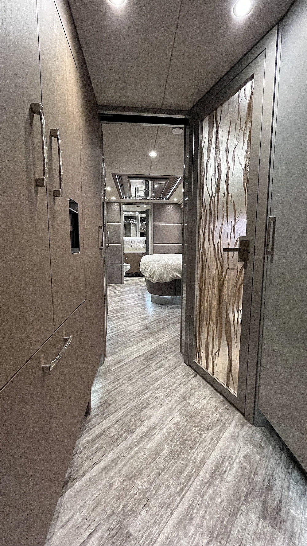 2020 Prevost Liberty Elegant Lady H3-45 Triple Slide # 7226