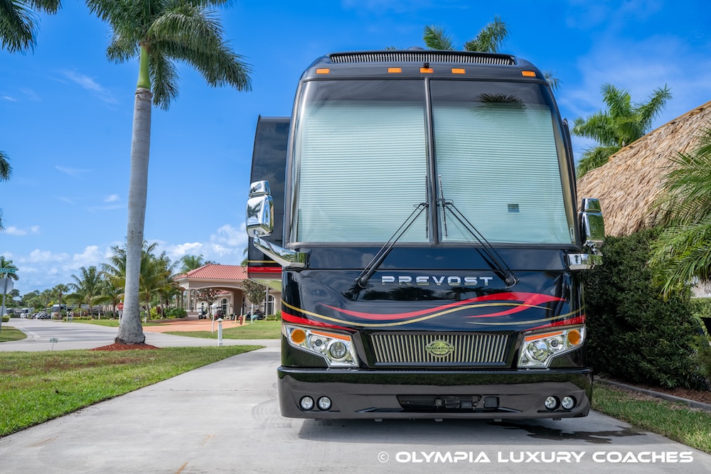 2020 Prevost Marathon H3-45 Quad Slide