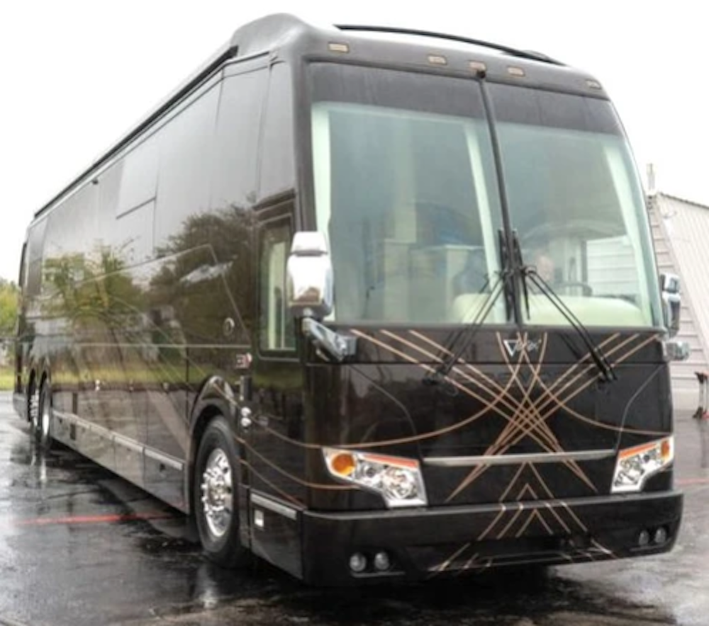 2022 Prevost Vantare H3-45Double Slide Bunk Coach