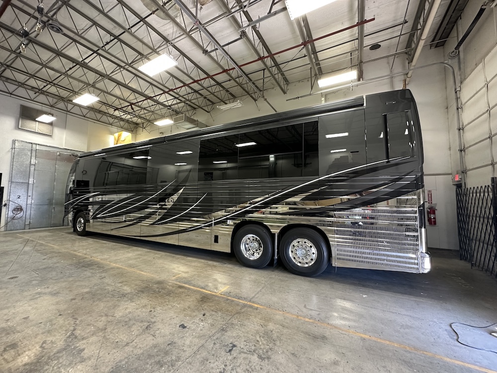 2024 Prevost Marathon X3 Double Slide Bunk Coach