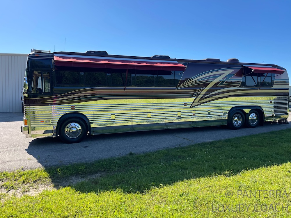 1999 Prevost Angola XL Non Slide